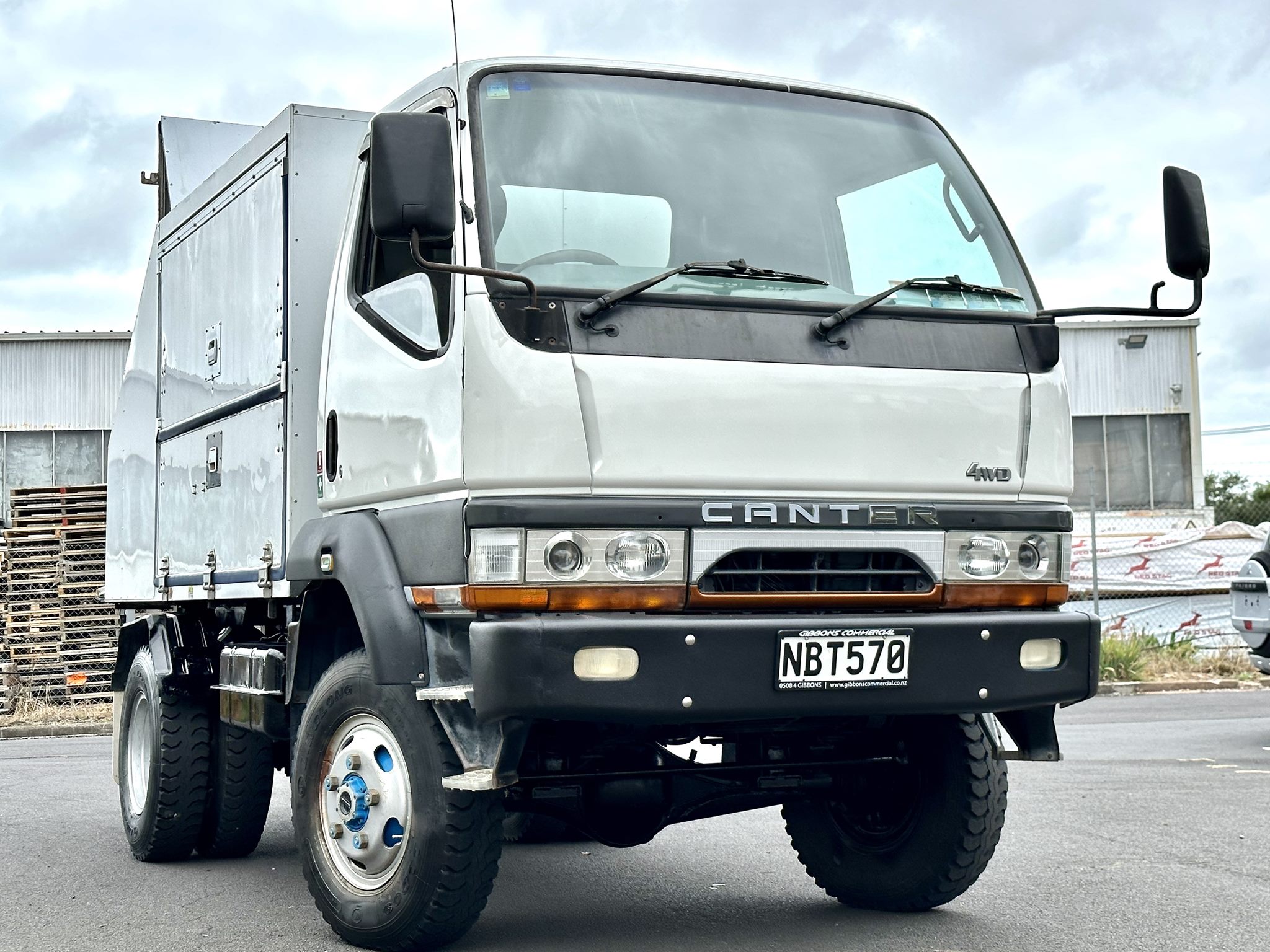Show - Gibbons Commercial - Commercial Vehicles Auckland