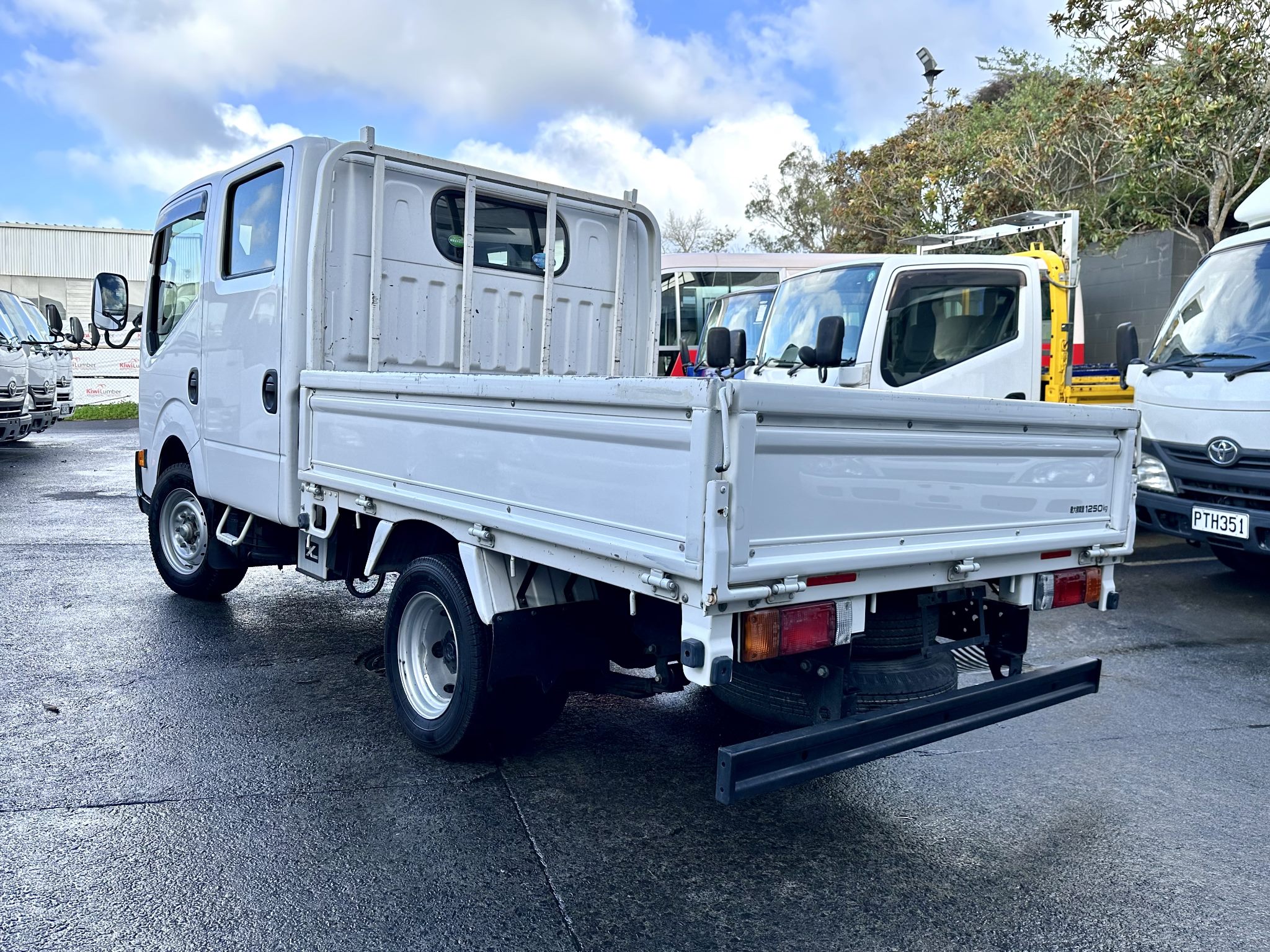 Show - Gibbons Commercial - Commercial Vehicles Auckland